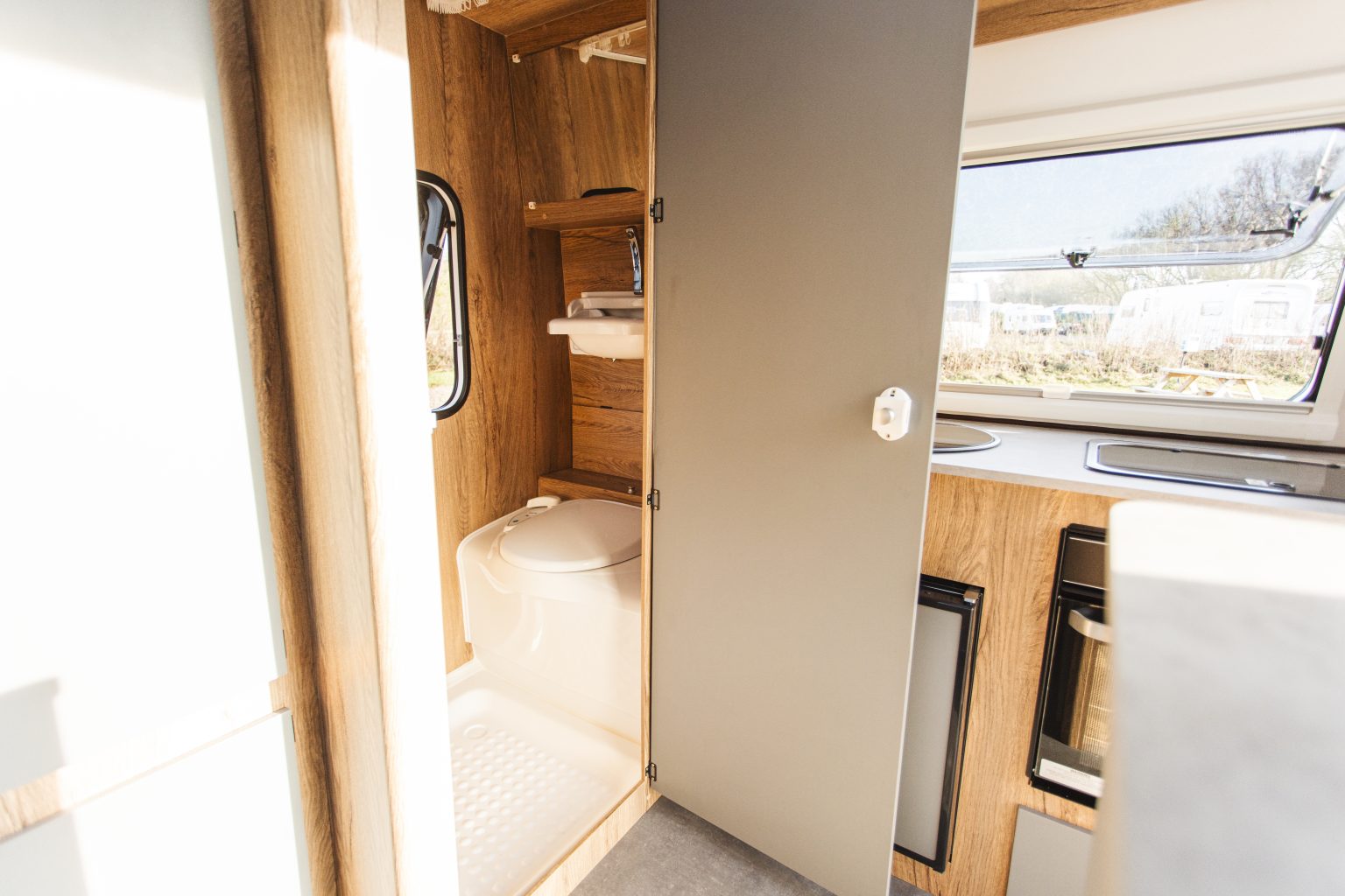 Lightweight 2 Berth Caravan With Bathroom | Freedom Jetstream First Class