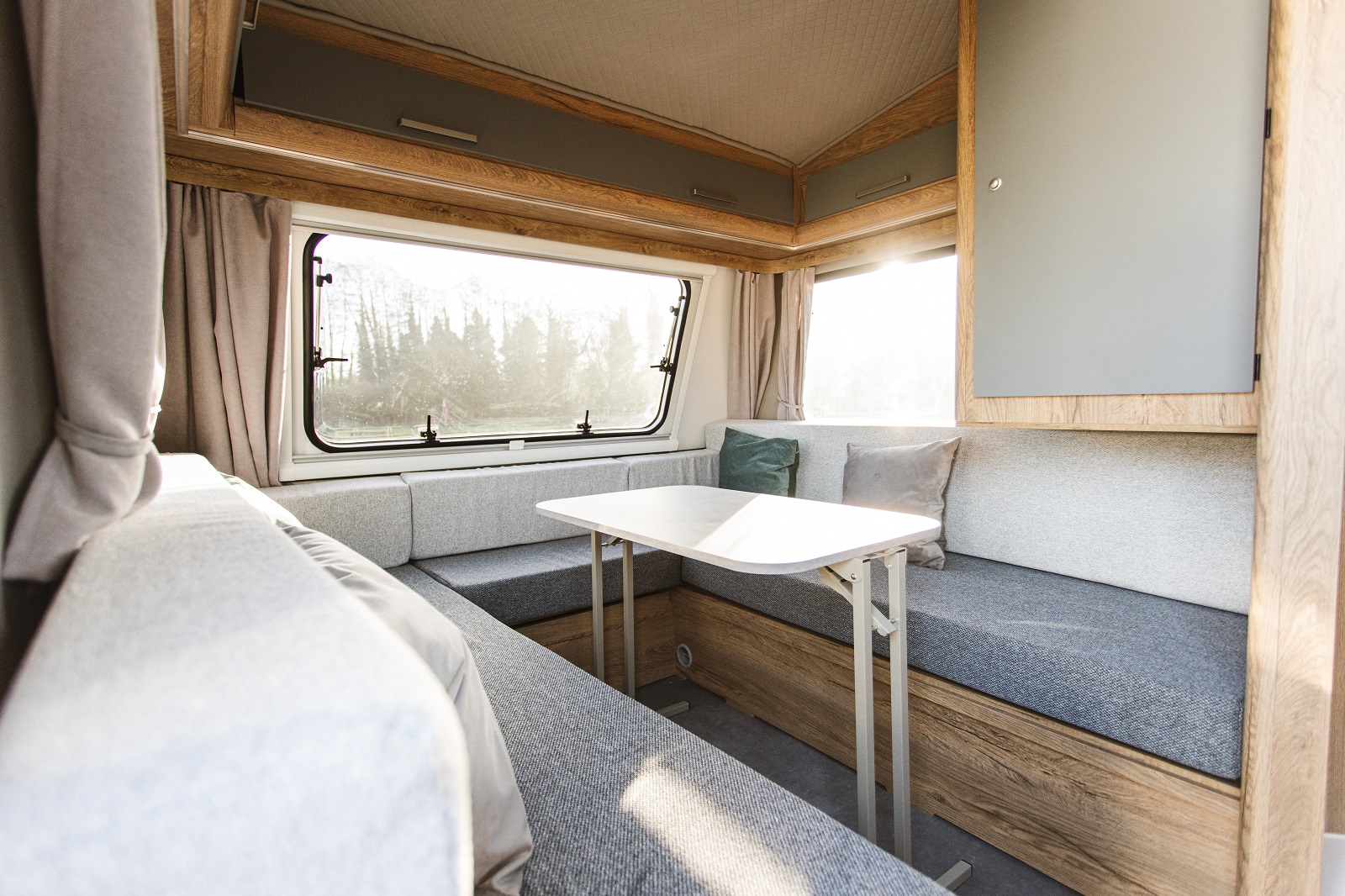 Small Caravan With Shower | Freedom Jetstream Twin Sport