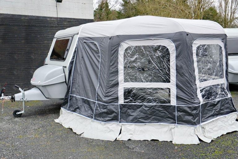 Lightweight 2 Berth Caravan With Bathroom | Freedom Jetstream First Class