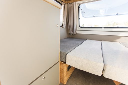 Lightweight 2 Berth Caravan With Bathroom | Freedom Jetstream First Class