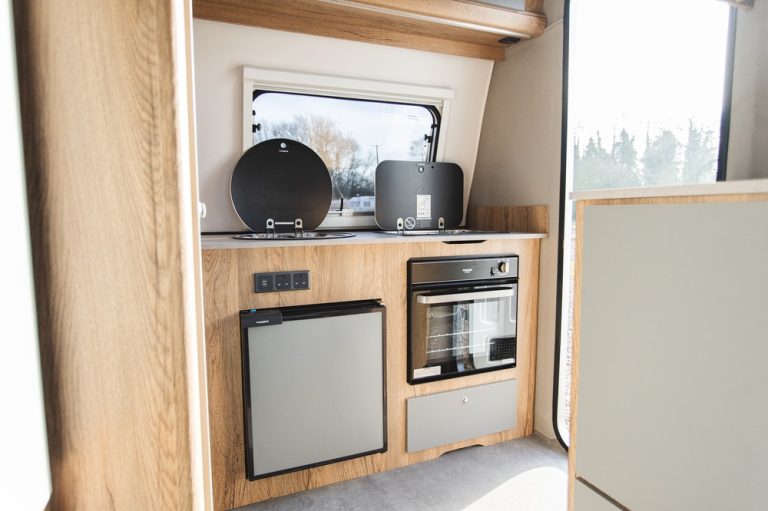 Lightweight 2 Berth Caravan With Bathroom | Freedom Jetstream First Class